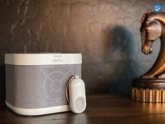 Philips Lifeline Medical Alert System Review 2022