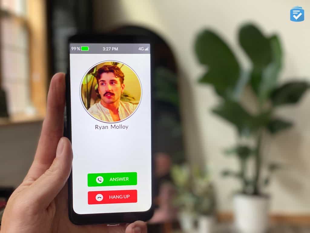 RAZ Memory Cell Phone Review and Pricing | Hands-On Test