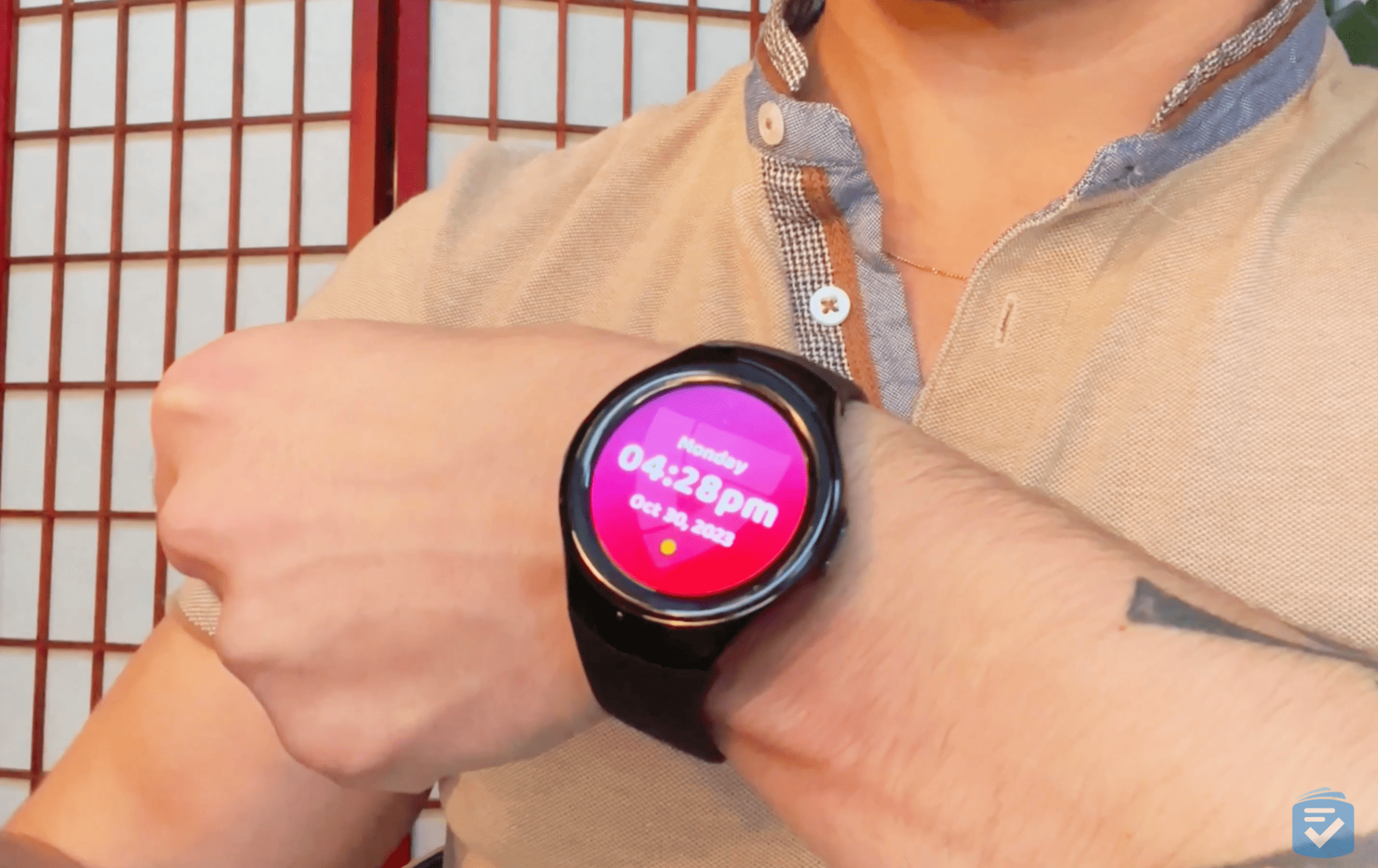 Medical Guardian MGMove Watch Review │The Senior List