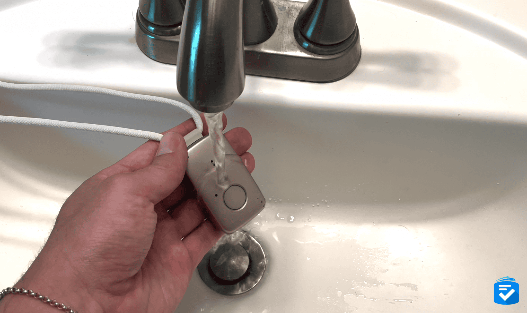 MGMini Medical Alert Review, Tested by Caregivers (2026)